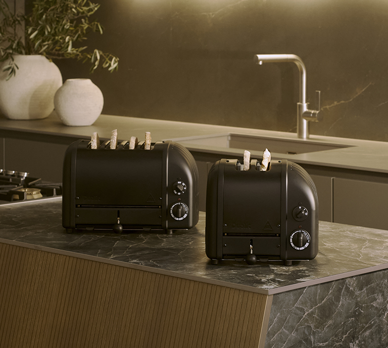 Toasters | Dualit, Breville, DeLonghi Toasters | John Lewis & Partners